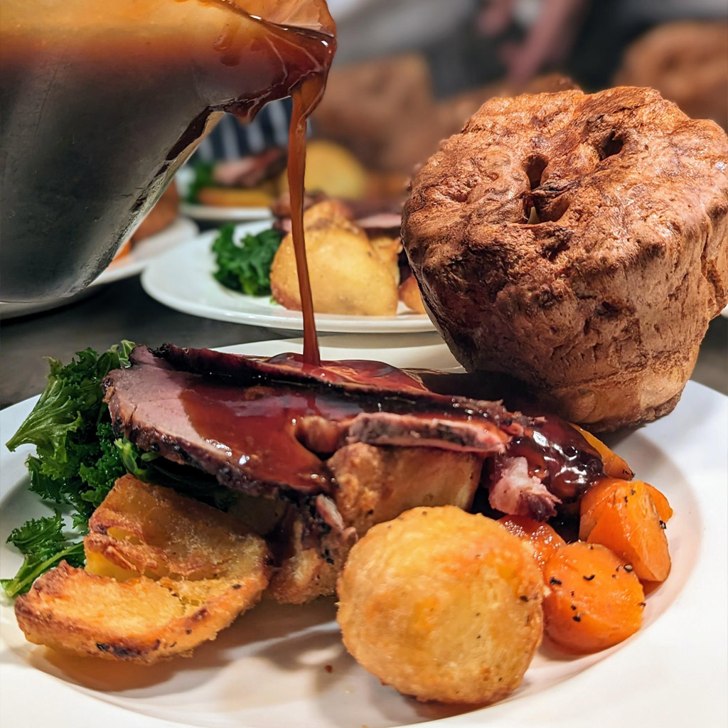 Tap & Kitchen | Home | Waterside Restaurant & Bar in Oundle ...